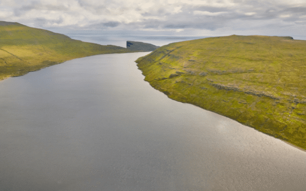 Lago Leitisvatn, una ilusión óptica muy real - Planeta Fascinante