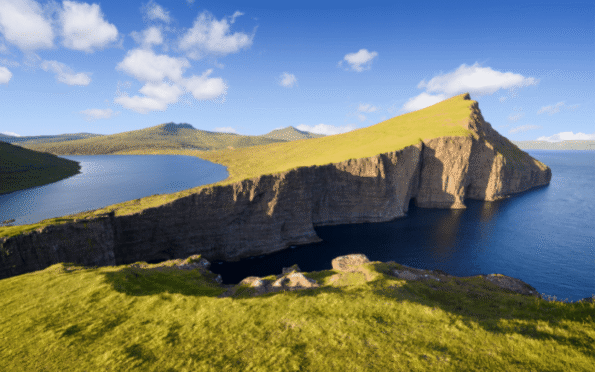 Lago Leitisvatn, una ilusión óptica muy real - Planeta Fascinante