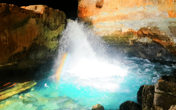 Cascadas de Afqa, el salto de agua que nace en una cueva - Planeta ...