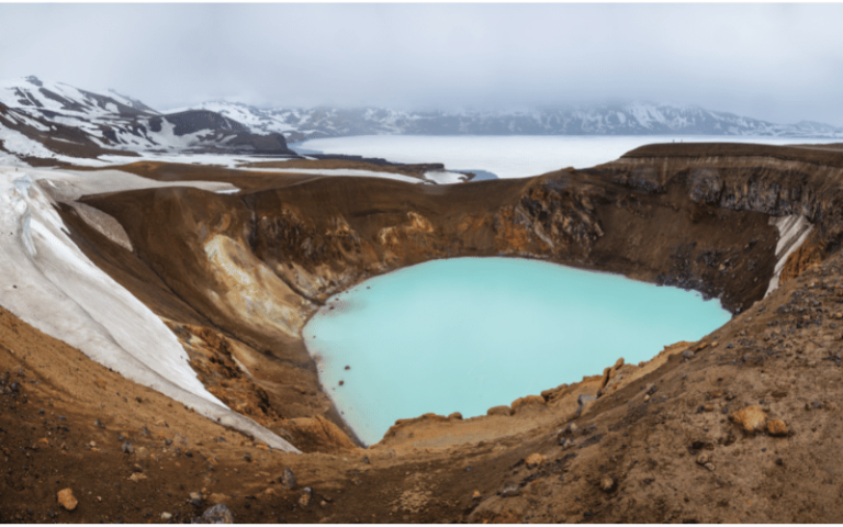10 de los lagos de cráteres más llamativos de nuestro planeta - Planeta ...