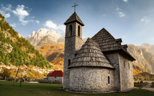 Theth, el pueblo de montaña más bonito de Albania - Planeta Fascinante